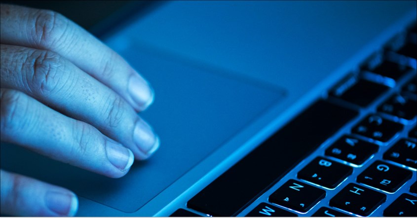 Cara Menyalakan Lampu Keyboard Laptop Semua Merek! | erablue.id