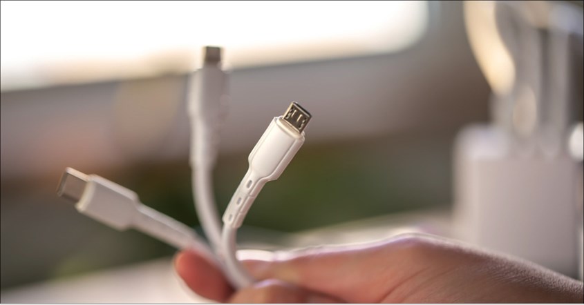 Apa Itu USB? Ini Penjelasan, Fungsi, dan Fitur Unggulannya | erablue.id