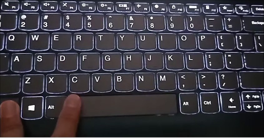 Cara Menyalakan Lampu Keyboard Laptop Semua Merek! | erablue.id