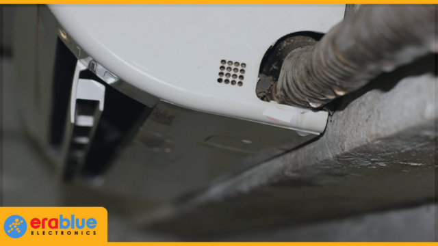 8 Penyebab AC Bocor dan Solusi Mudah Mengatasinya | erablue.id