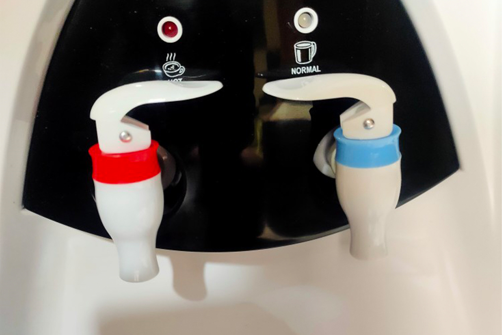 Beli Portable Water Dispenser Maspion EX-18 PAS BK cicilan, harga murah ...