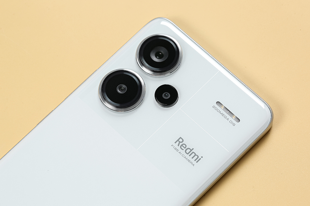 Redmi Note 13 Pro+ 5G 12GB/512GB Resmi, Cicilan 0% | erablue.id