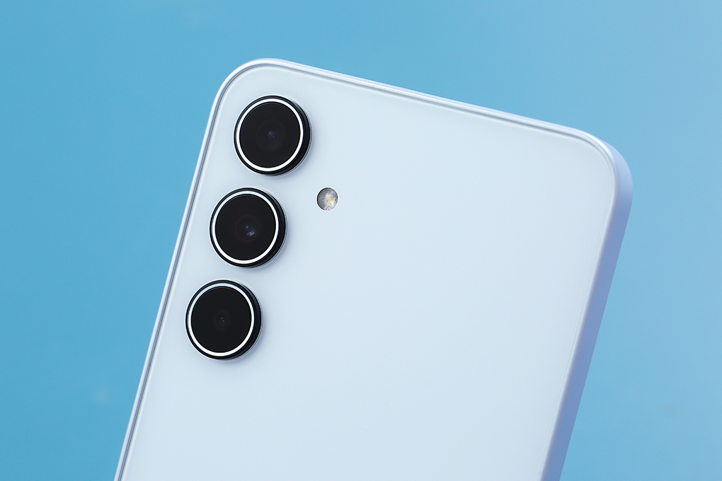 Beli Smartphone Samsung Galaxy A35 5G 8GB/128GB ICE BLUE cicilan, harga ...